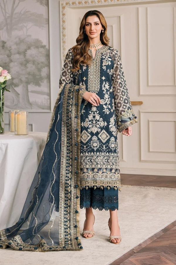 Designer dhaage | Pakistani Suits, Clothes and Dresses