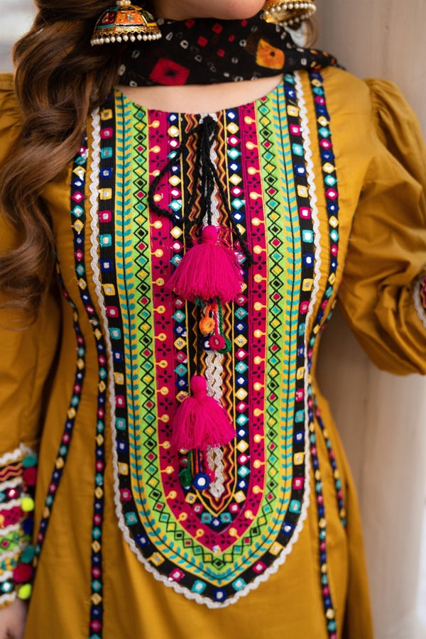 Designer dhaage | Pakistani Suits, Clothes and Dresses
