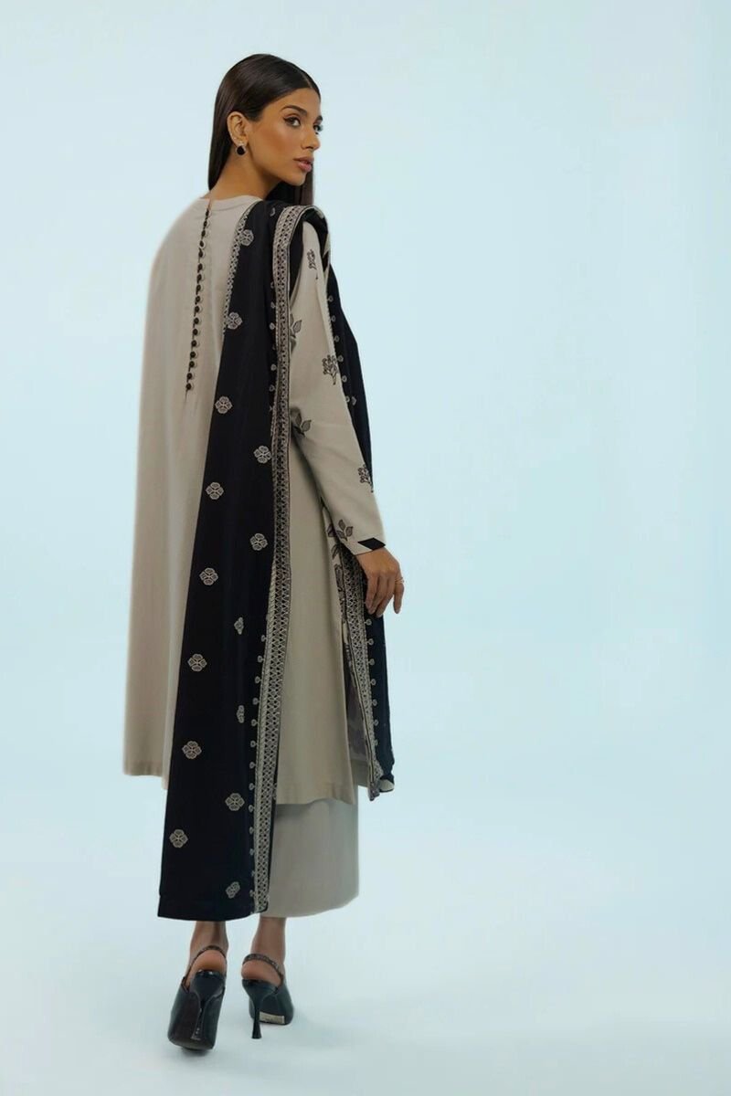 Sapphire Embroidered Karandi 3 Piece Pakistani Suit SAP175